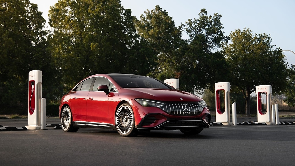 Mercedes-Benz expands charging options for customers | Mercedes-Benz ...