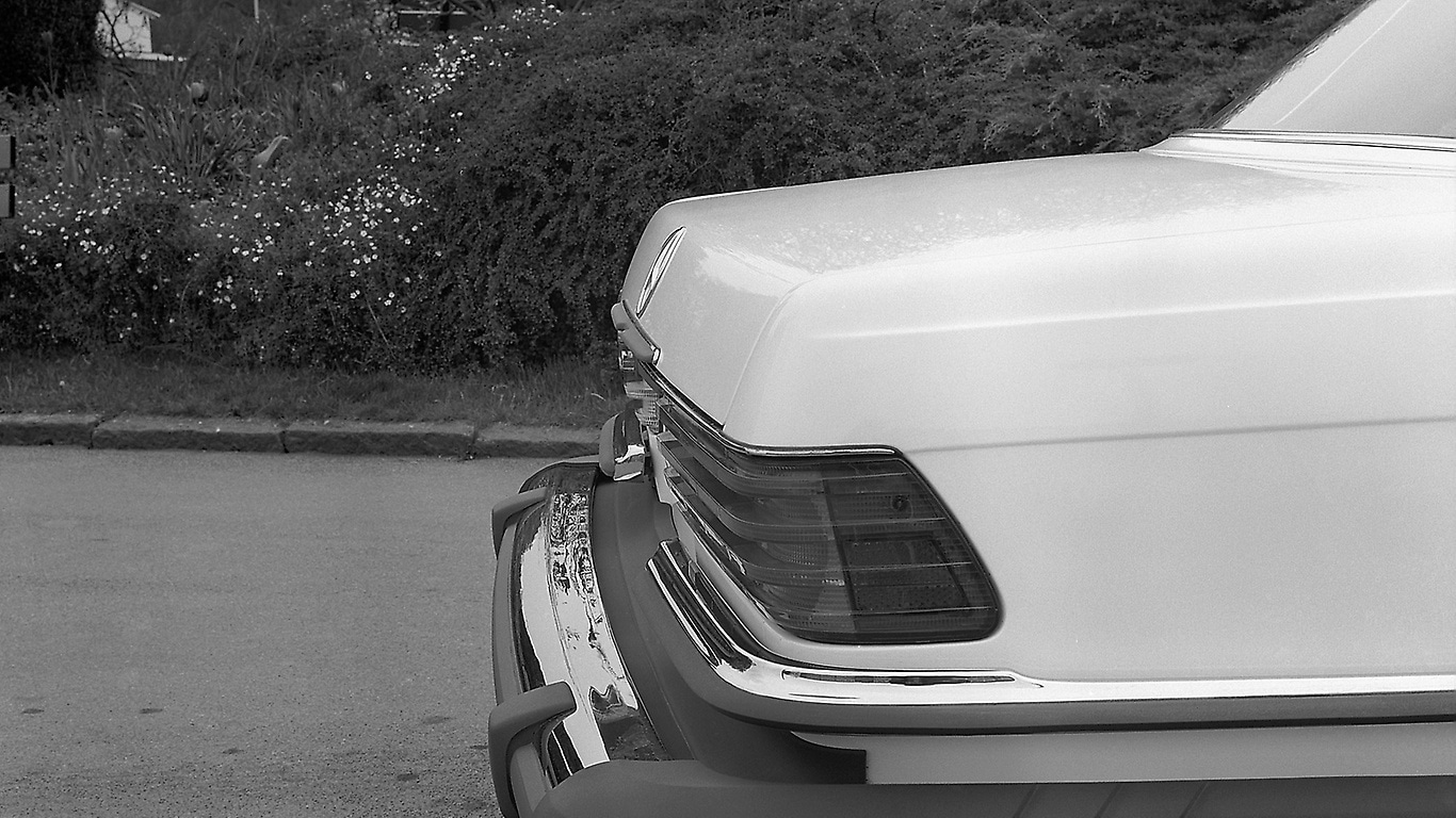 The history of the ESF models at Mercedes-Benz: Milestones in safety ...