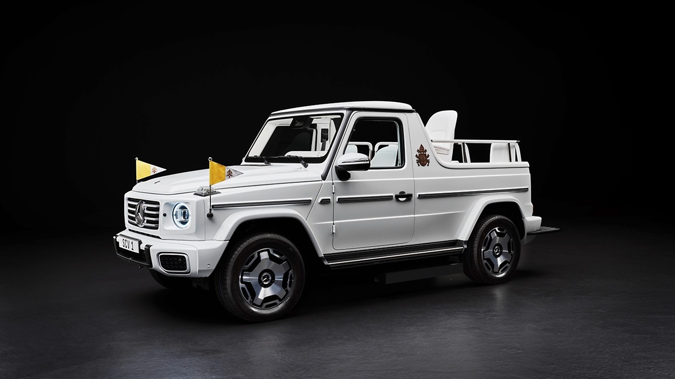 First electric “Popemobile” from Mercedes-Benz | Mercedes-Benz Group ...