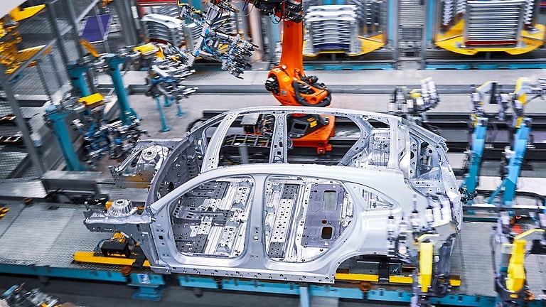 Next Level Production | Mercedes-Benz Group > Company > Production ...