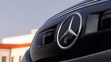 Mercedes-Benz – the front runner in automated driving and safety ...