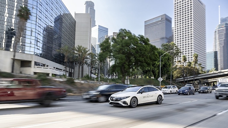 Autonomous Driving | Mercedes-Benz Group > Innovations > Product ...