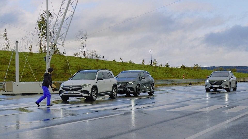 German industry proposes new development standard | Mercedes-Benz Group ...