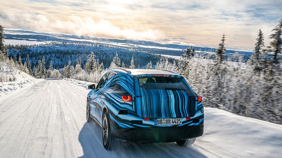 The all-new Mercedes-Benz GLC with EQ Technology: Extreme sub-zero ...