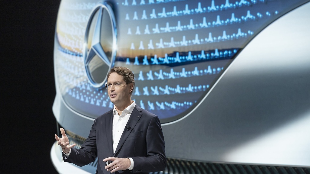 Mercedes-Benz Strategy Update: electric drive | Mercedes-Benz Group ...