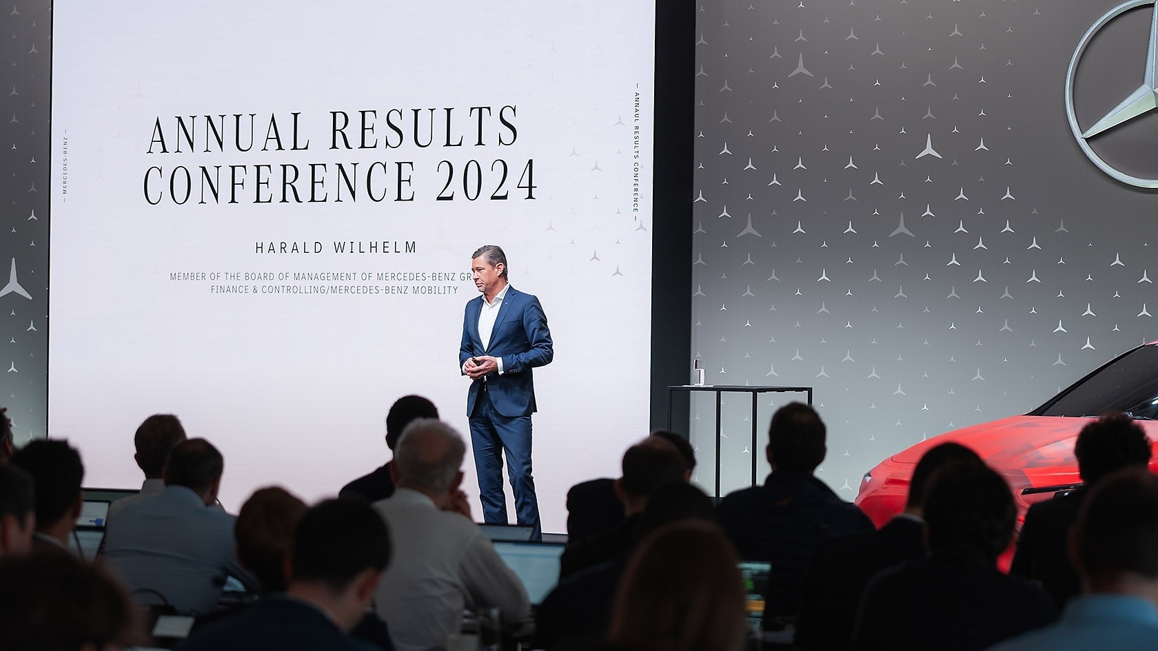 Mastering Transformation: Making Mercedes-Benz leaner, faster and ...