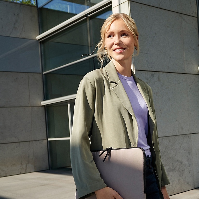 Experienced professionals | Mercedes-Benz Group > Careers > Professionals