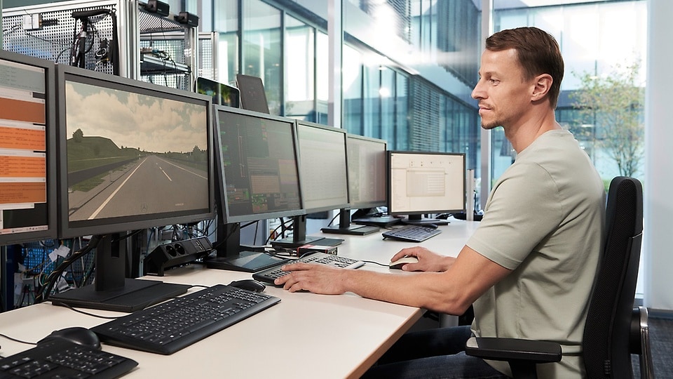 Interview l Research & Development | Mercedes-Benz Group > Careers ...