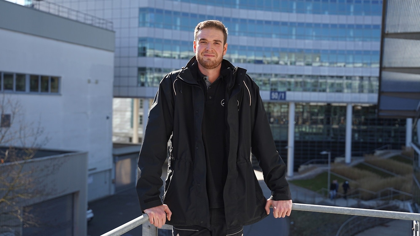 „Wir bringen neueste Elektronik auf die Teststrecke!“ | Mercedes-Benz ...