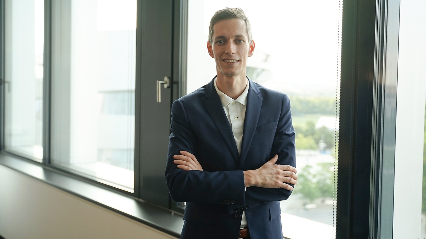 Interview | Organization, Law & Communications | Mercedes-Benz Group ...