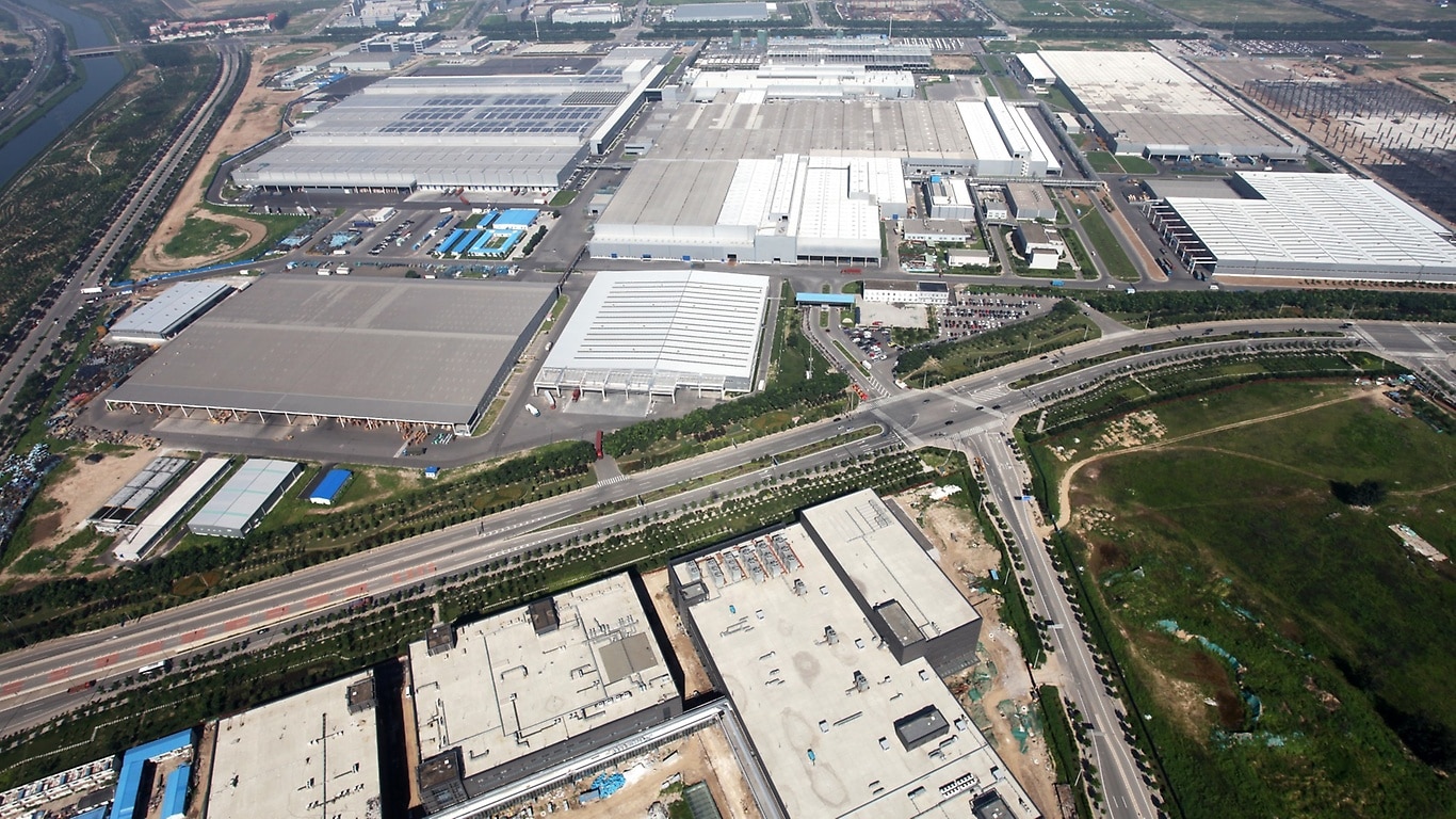 Beijing Benz Automotive Co., Ltd | Mercedes-Benz Group > Careers ...