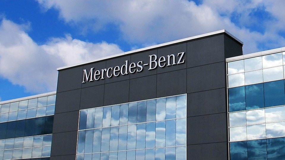 Mercedes-Benz in North America | Mercedes-Benz Group > Company ...