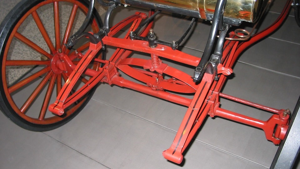 Benz Patent Motor Car: The first automobile (1885–1886) | Mercedes-Benz ...