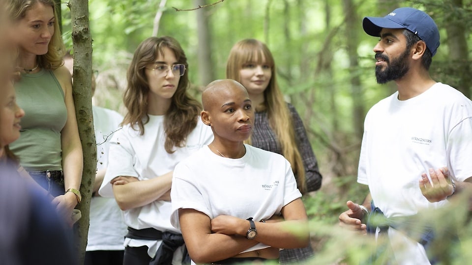 beVisioneers: The Mercedes-Benz Fellowship | Mercedes-Benz Group > Sustainability > Society ...