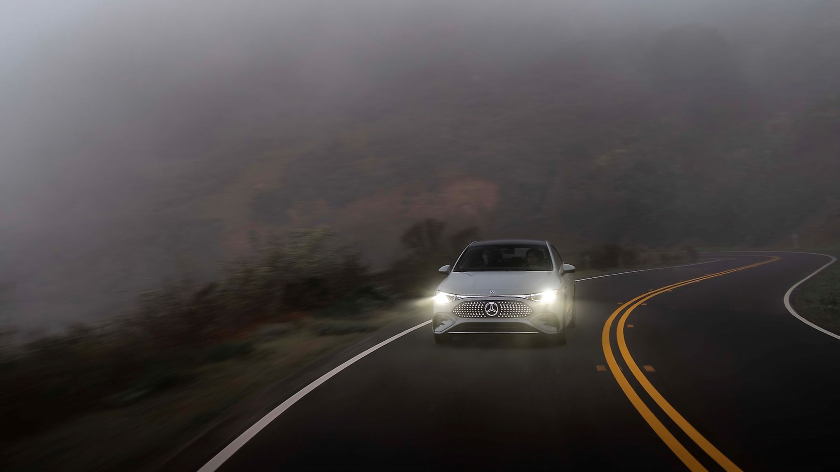 Driving. | Mercedes-Benz Group > Technology > Autonomous Driving > Driving