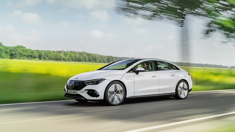 Engines | Mercedes-Benz Group > Innovations > Drive systems