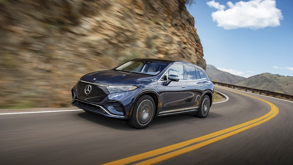 Mercedes-Benz finishes 2022 with strong Top-End and Battery Electric ...