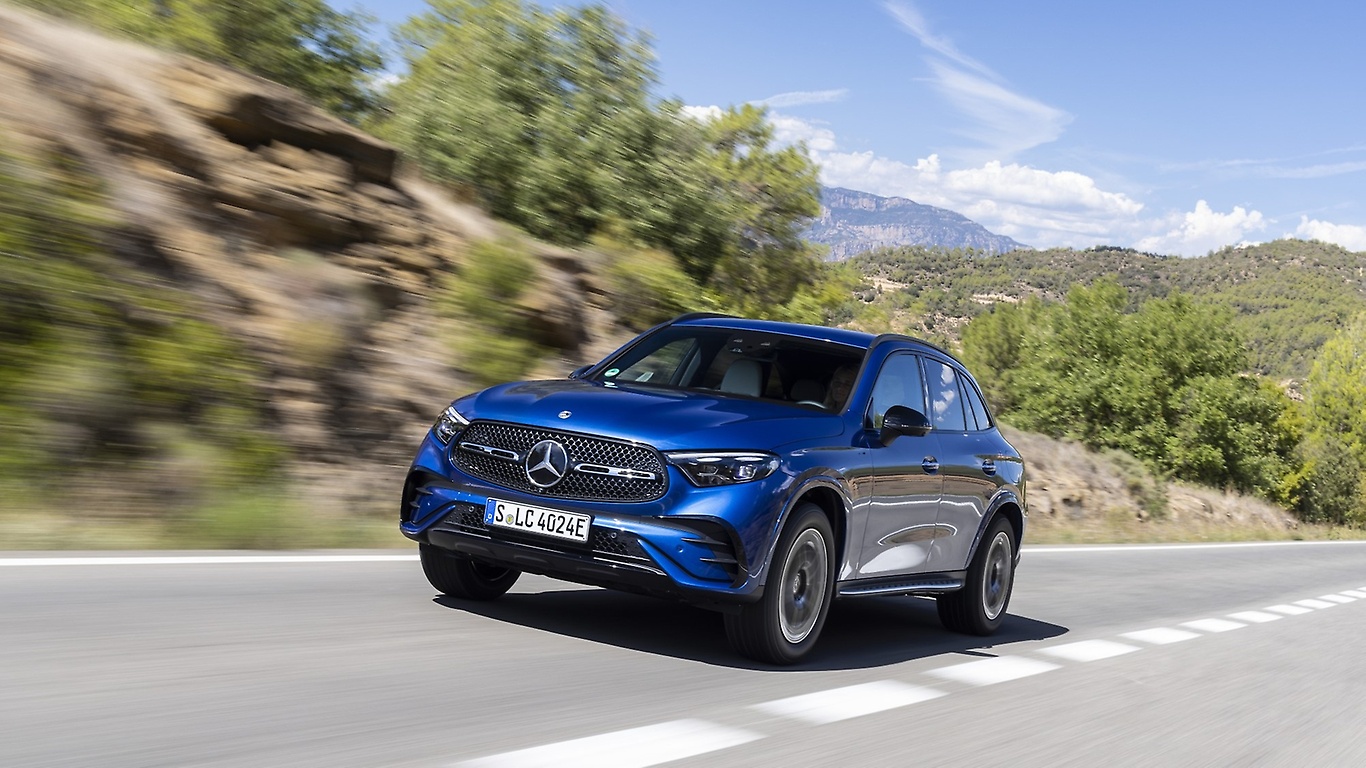 Hybrids | Mercedes-Benz Group > Technology > E-Mobility > Hybrid