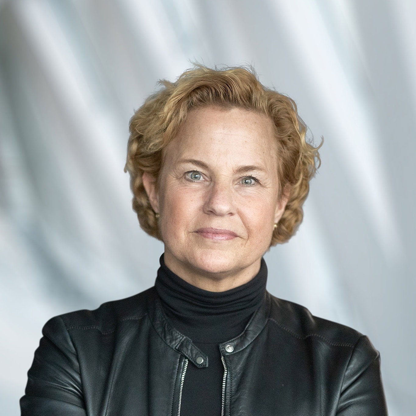 The people at Mercedes-Benz. | Mercedes-Benz Group > Sustainability ...