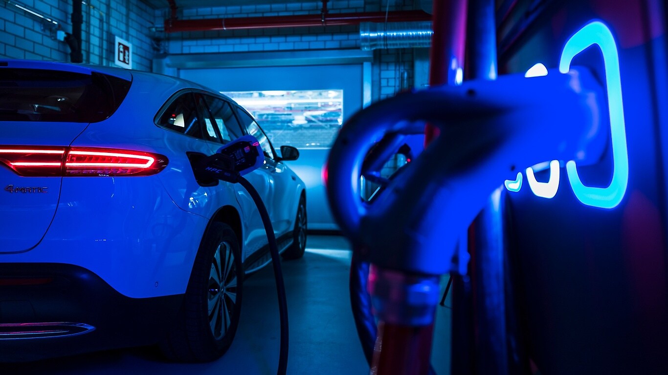 Advocacy Mercedes-Benz: Trade and Investment | Mercedes-Benz Group ...