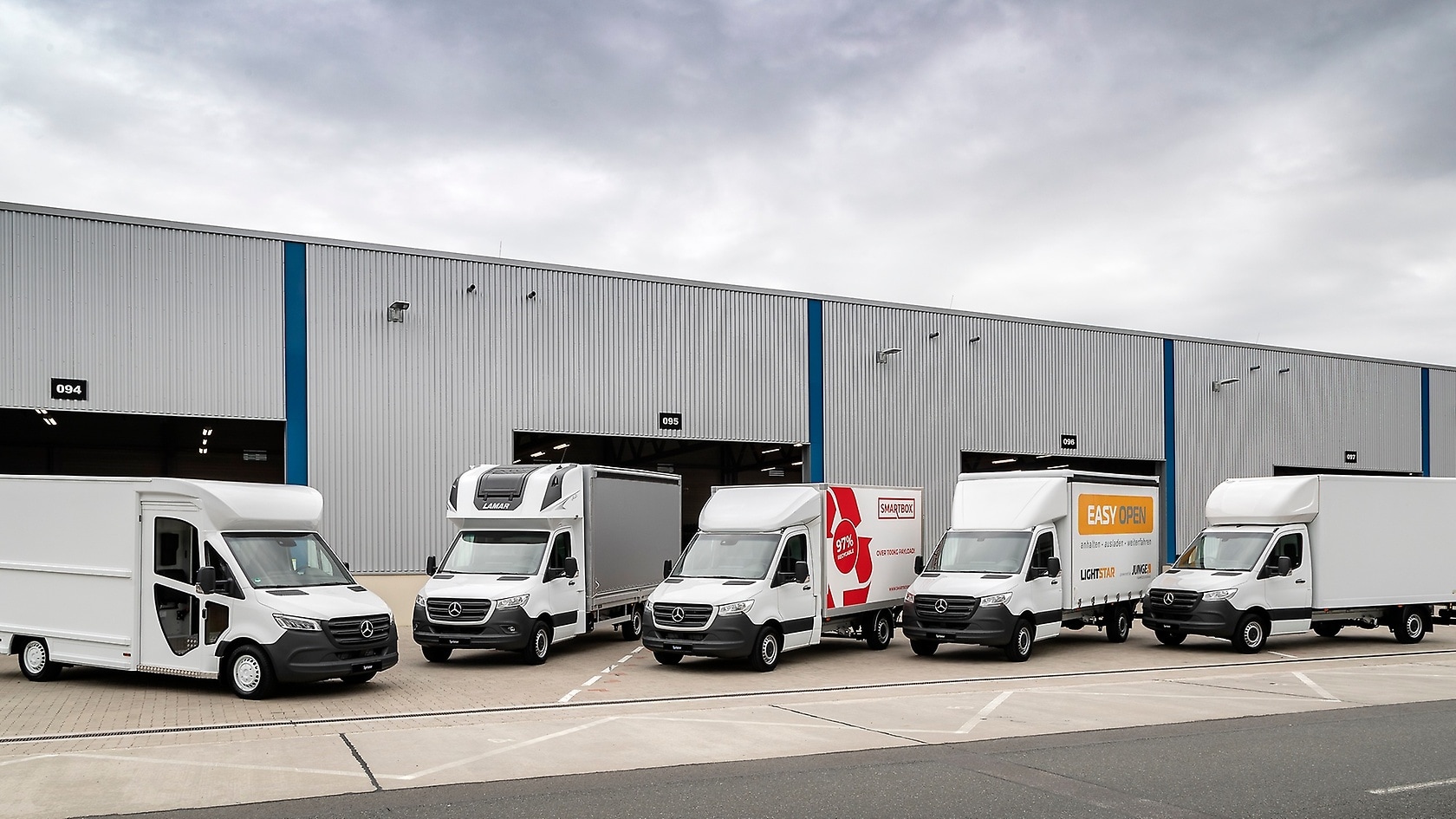 Das Mercedes-Benz Werk Ludwigsfelde und der Mauerfall | Mercedes-Benz ...