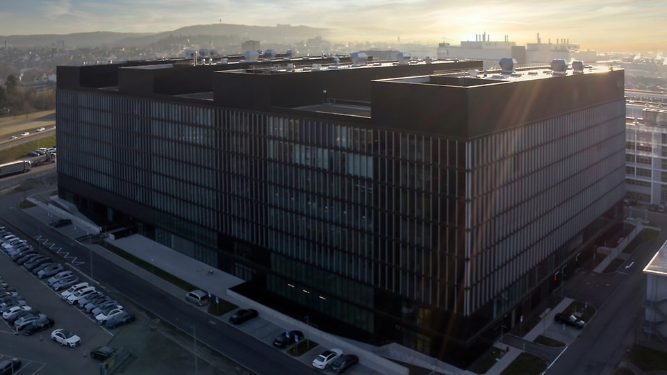 Software architects: Mercedes-Benz previews its operating system MB.OS ...
