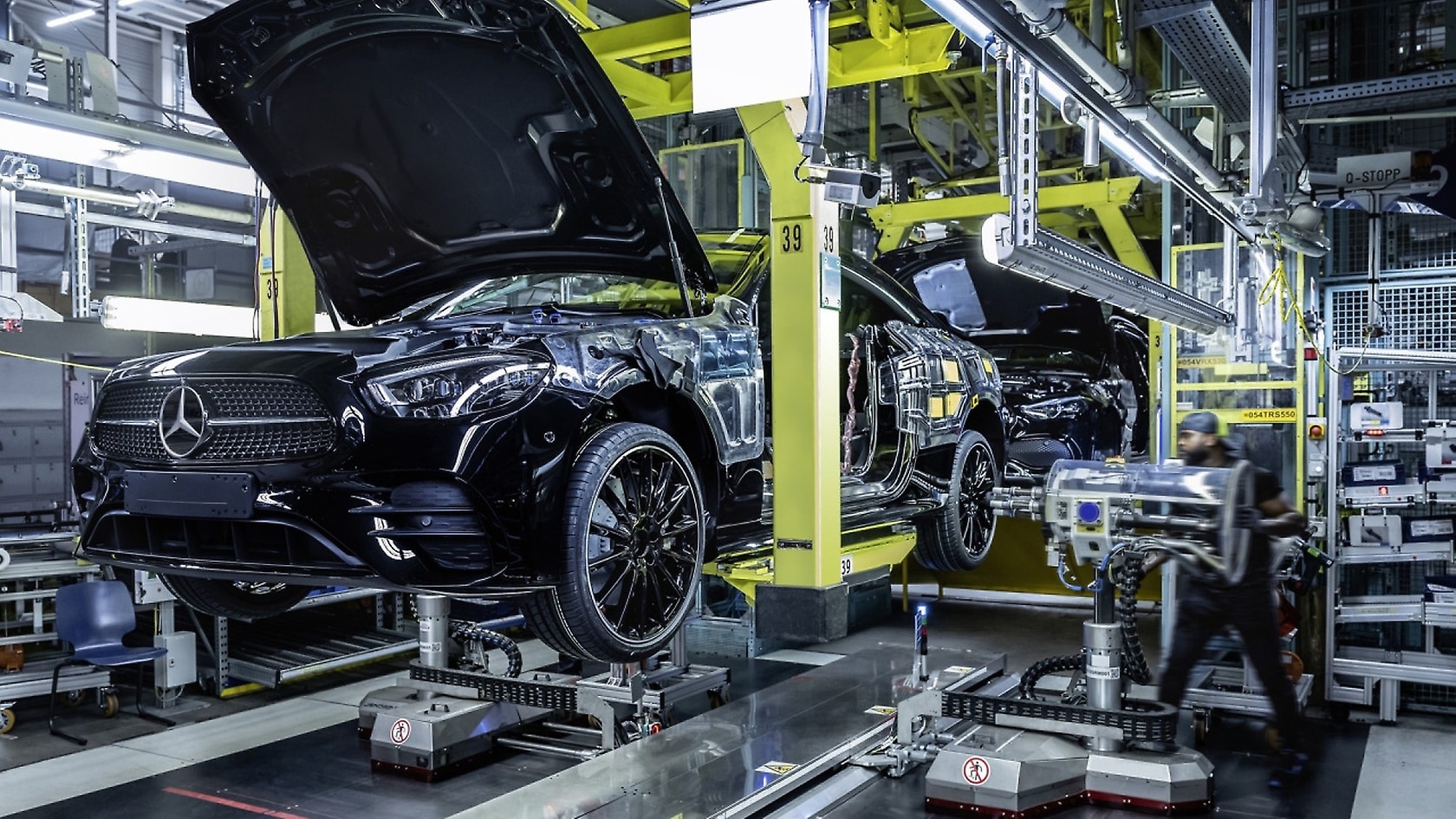 Mercedes-Benz Werk Bremen | Mercedes-Benz Group > Unternehmen > Standorte