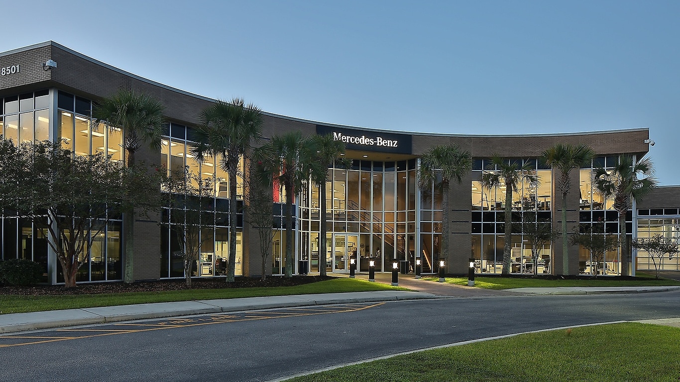 Mercedes-Benz in North America | Mercedes-Benz Group > Company ...