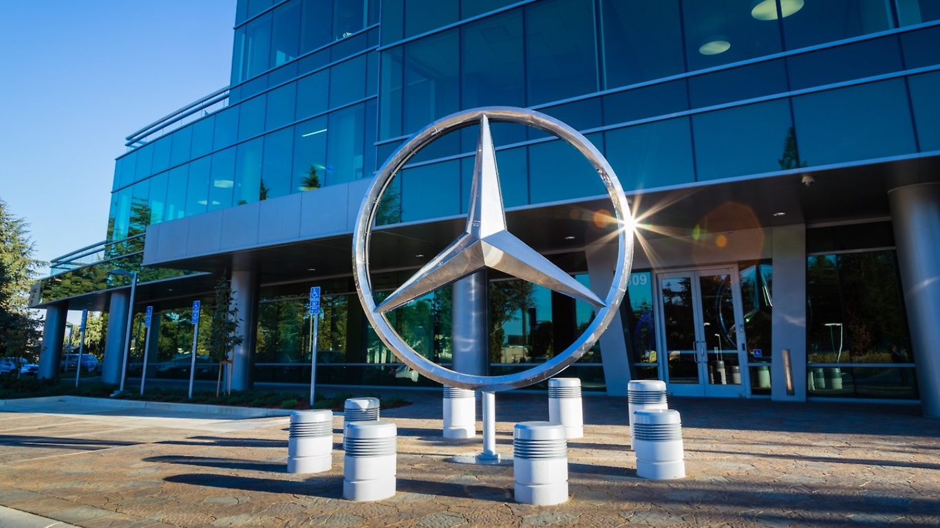 Mercedes-Benz in North America | Mercedes-Benz Group > Company ...