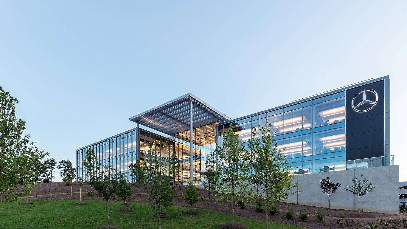 Mercedes-Benz in North America | Mercedes-Benz Group > Company ...