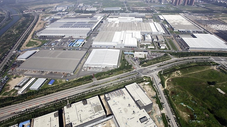 Mercedes-Benz Plant Peking | Mercedes-Benz Group > Company > Locations