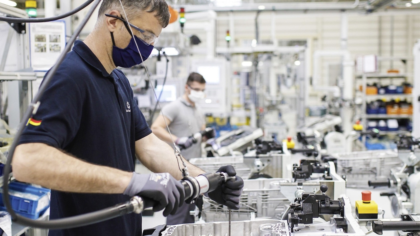 Overview: The Mercedes-Benz powertrain production network | Mercedes ...