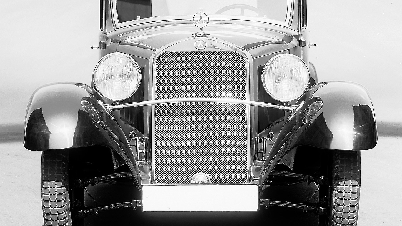 The evolution of the radiator grille. | Mercedes-Benz Group > Company ...