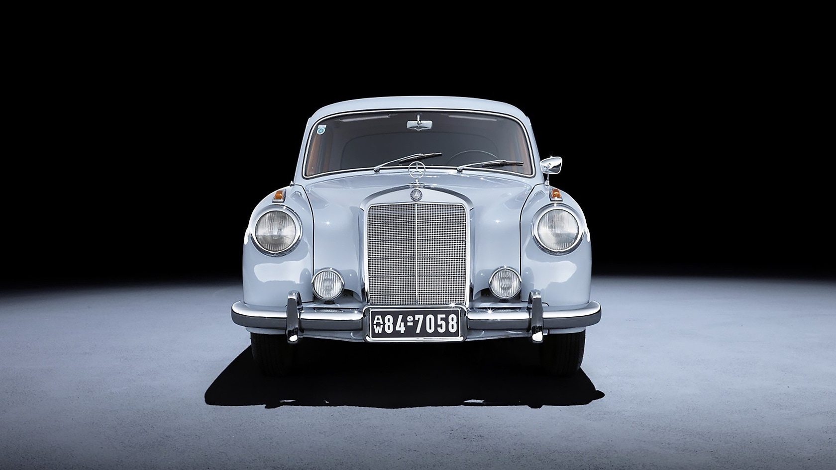 The evolution of the radiator grille. | Mercedes-Benz Group > Company ...