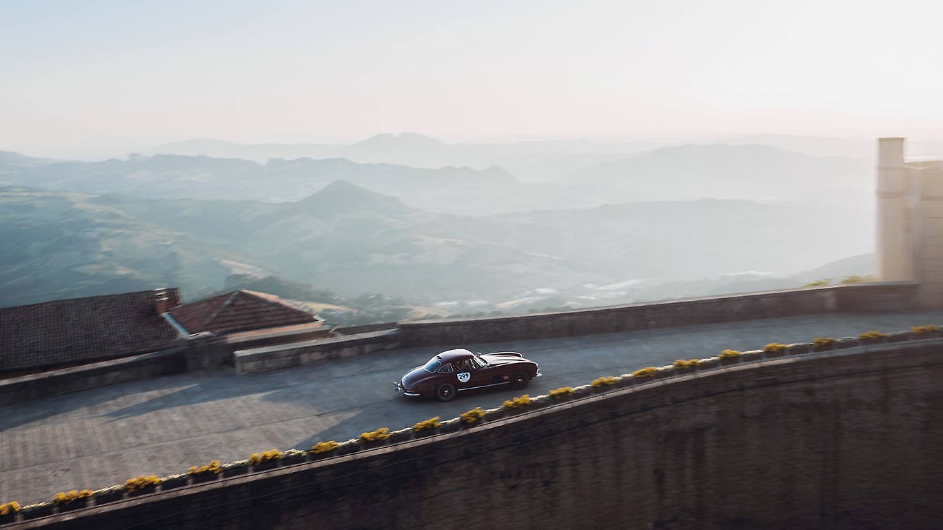 Daimler-Benz in the Nazi Era (1933 - 1945) | Mercedes-Benz Group ...