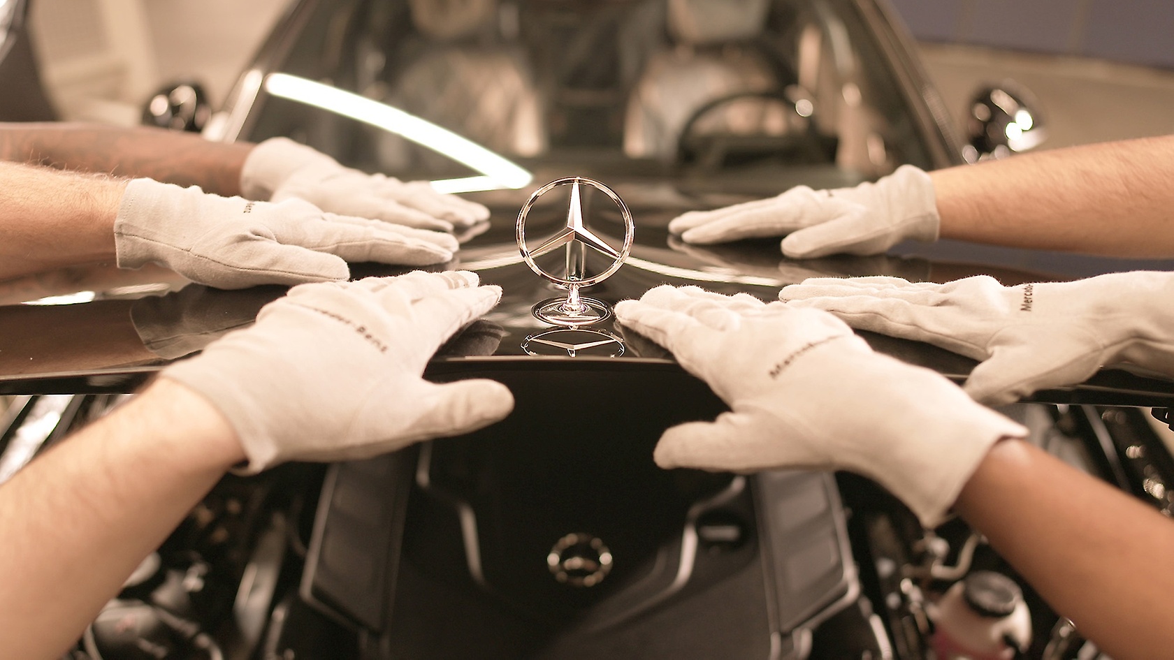 The people at Mercedes-Benz. | Mercedes-Benz Group > Sustainability ...