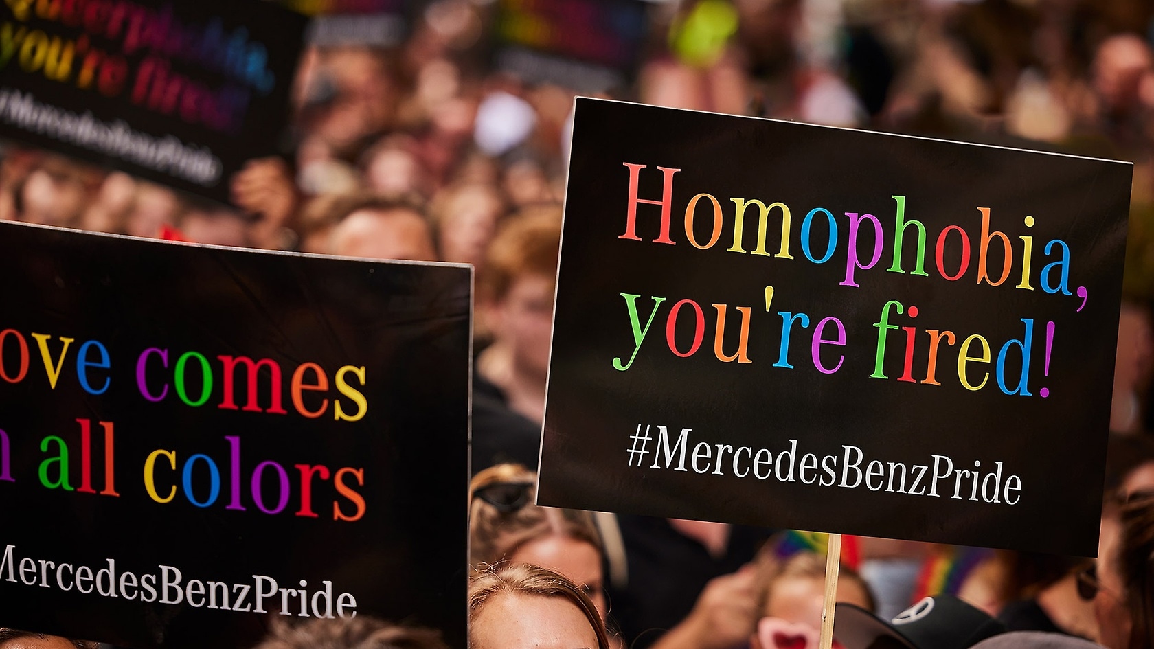 Pride at Mercedes-Benz | Mercedes-Benz Group > Sustainability > People ...